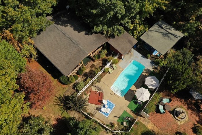 About The Property – The Shaded Crest